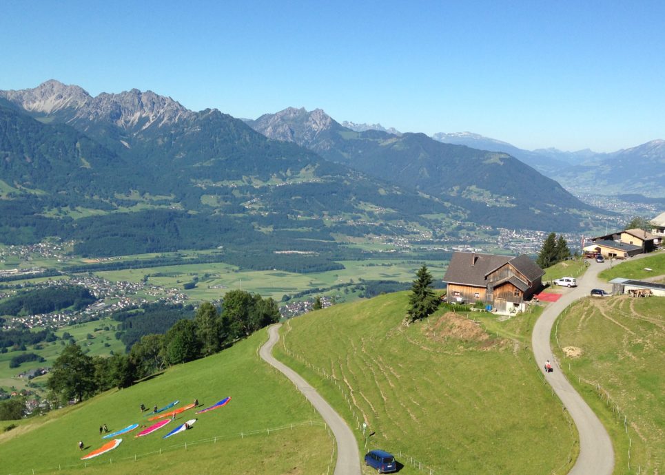 V-CARD Familienausflug Schnifis: Sagenwanderweg zum Älpele